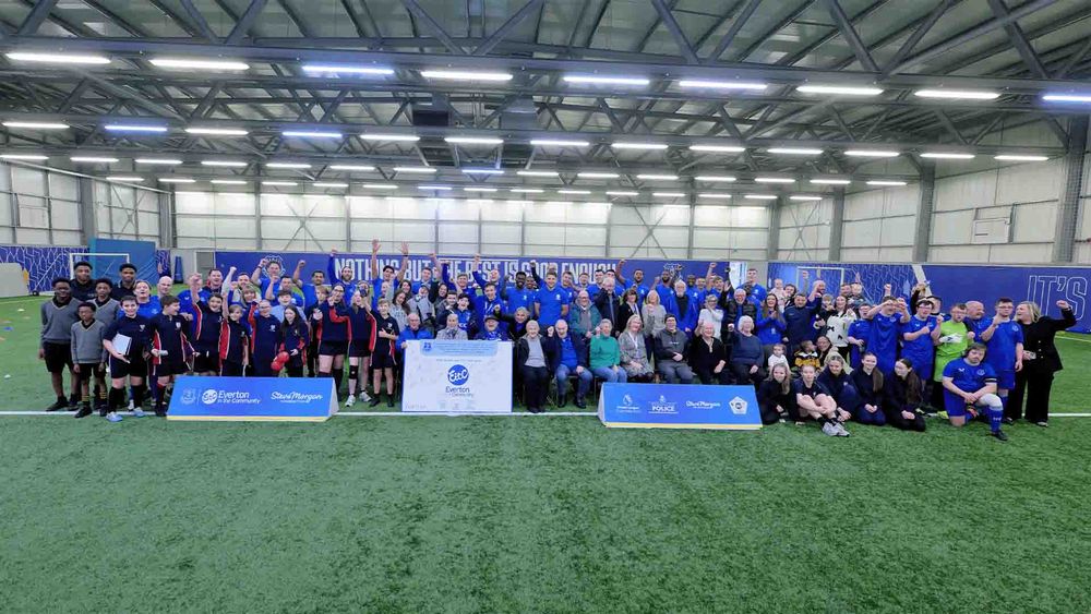 Everton in the Community - Men’s First Team Pledge Commitment To EitC ...
